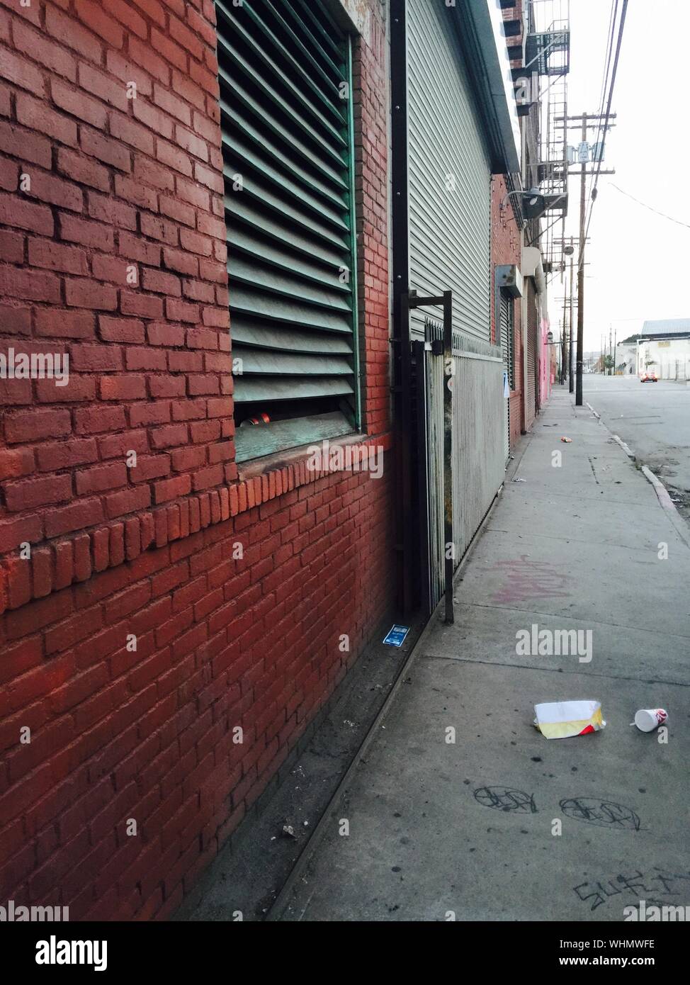 Store and forward hi-res stock photography and images - Alamy