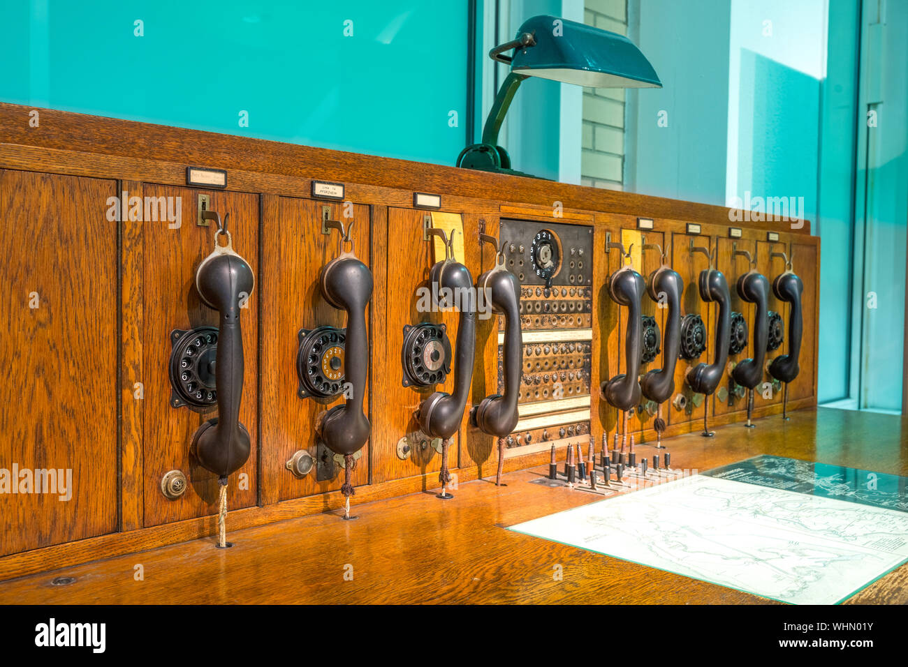 Old telephones hi-res stock photography and images - Alamy