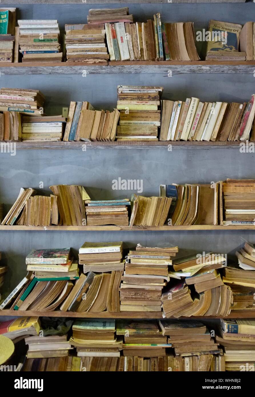 Old Library Book Shelves High Resolution Stock Photography and Images ...
