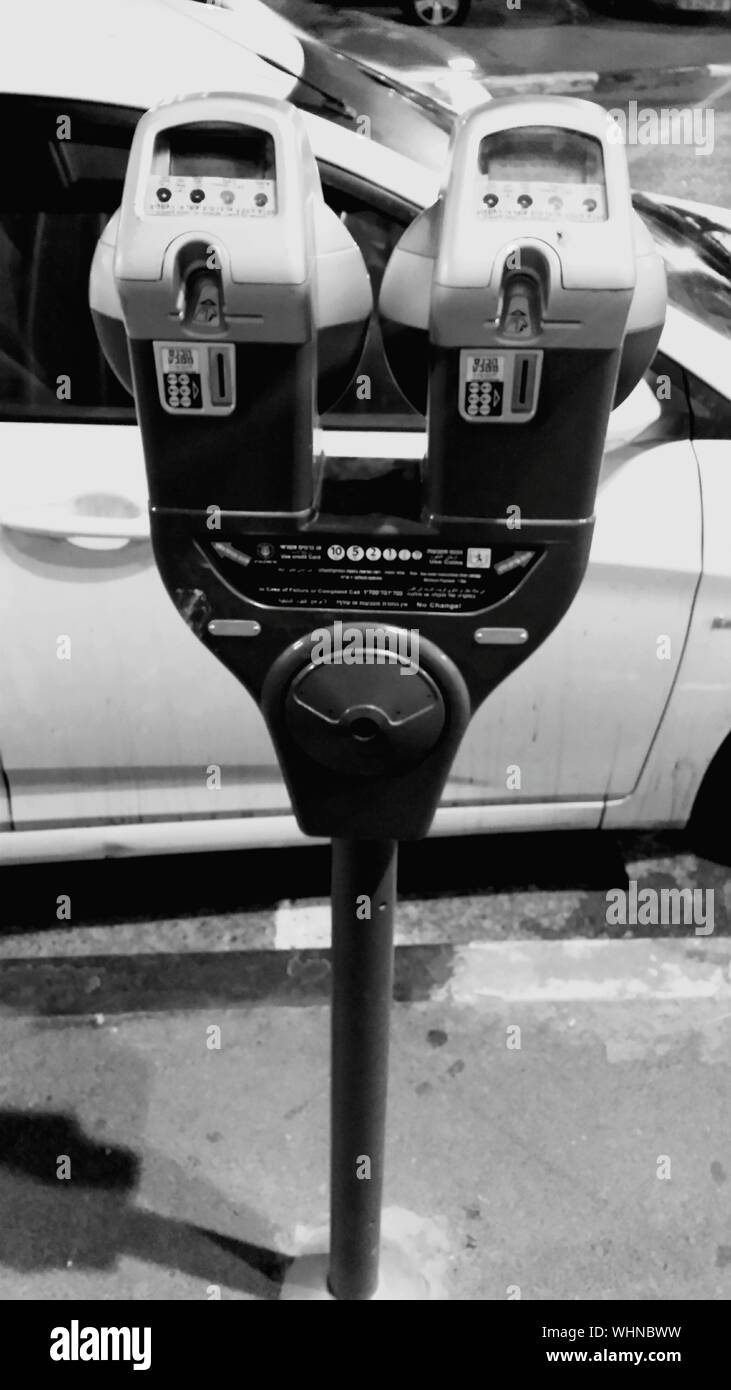 Coin operated parking meter hi-res stock photography and images - Alamy