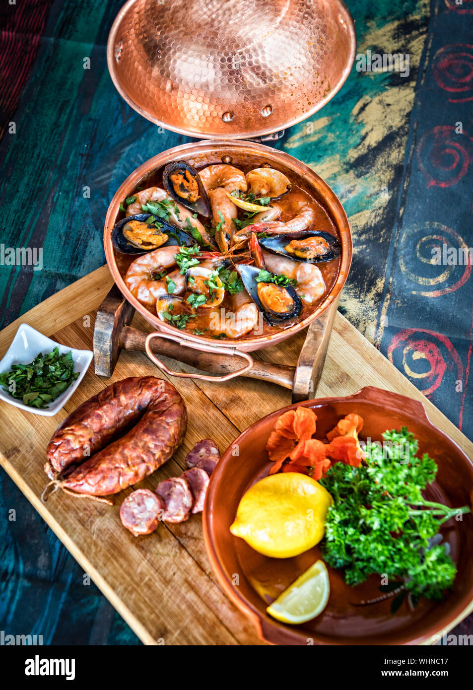 Portuguese clams hi-res stock photography and images - Alamy