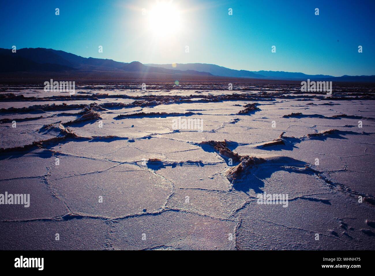 Salt desert hi-res stock photography and images - Alamy