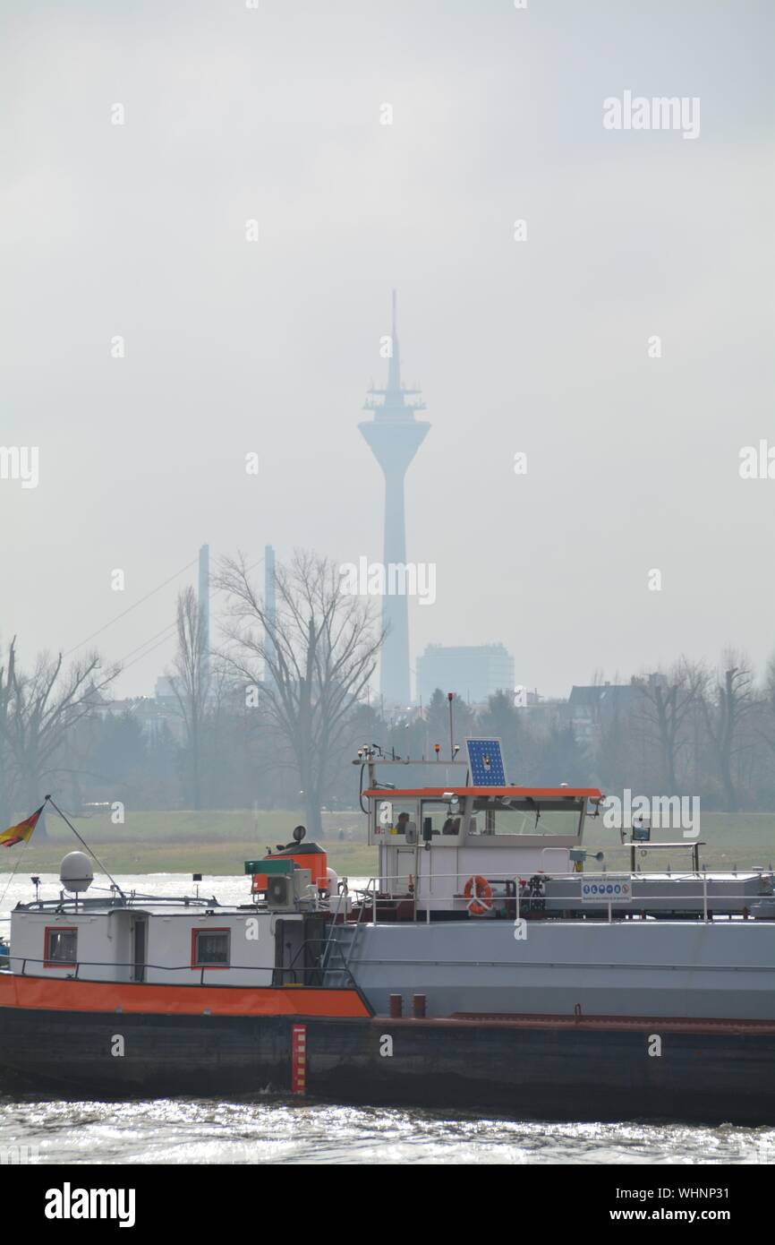 Tall Barge High Resolution Stock Photography and Images - Alamy