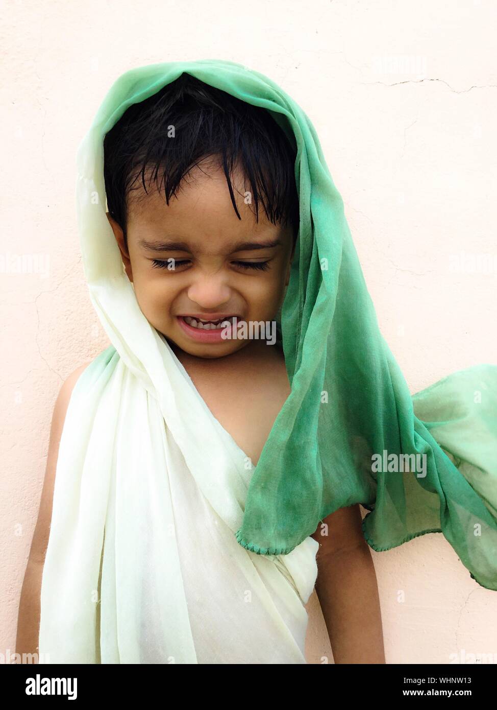 Indian boy crying hi-res stock photography and images - Alamy
