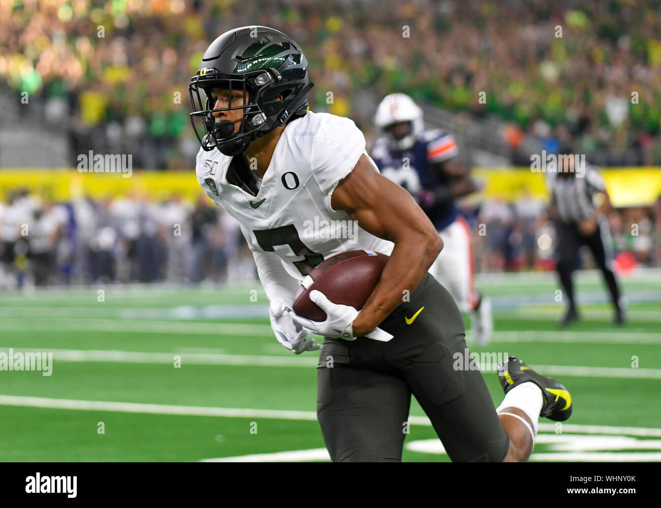 August 31, 2019: Auburn Tigers running back D.J. Williams #3 carries ...