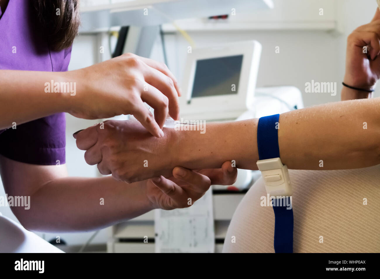 Nurse hospital procedure hi-res stock photography and images - Alamy