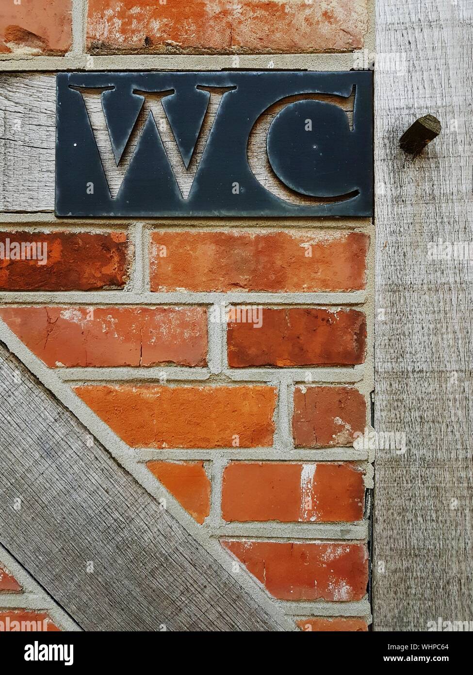 Public toilet exterior and sign hi-res stock photography and images - Alamy