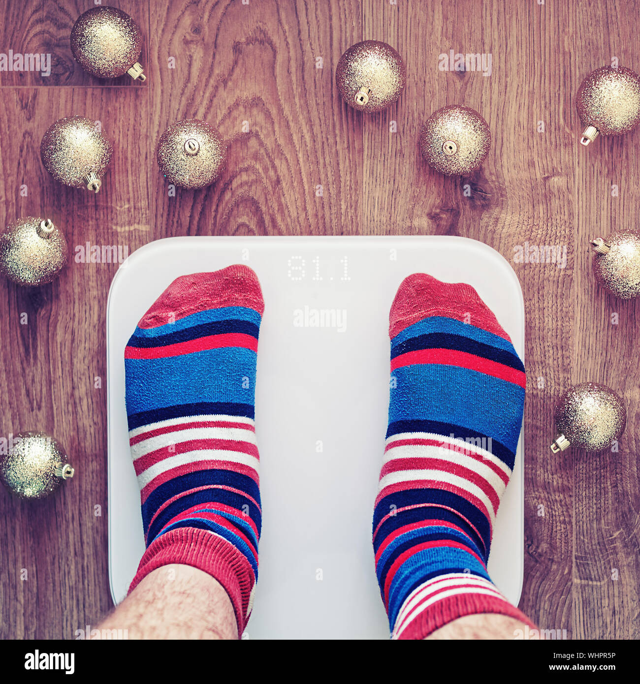 Man weight scale hi-res stock photography and images - Alamy