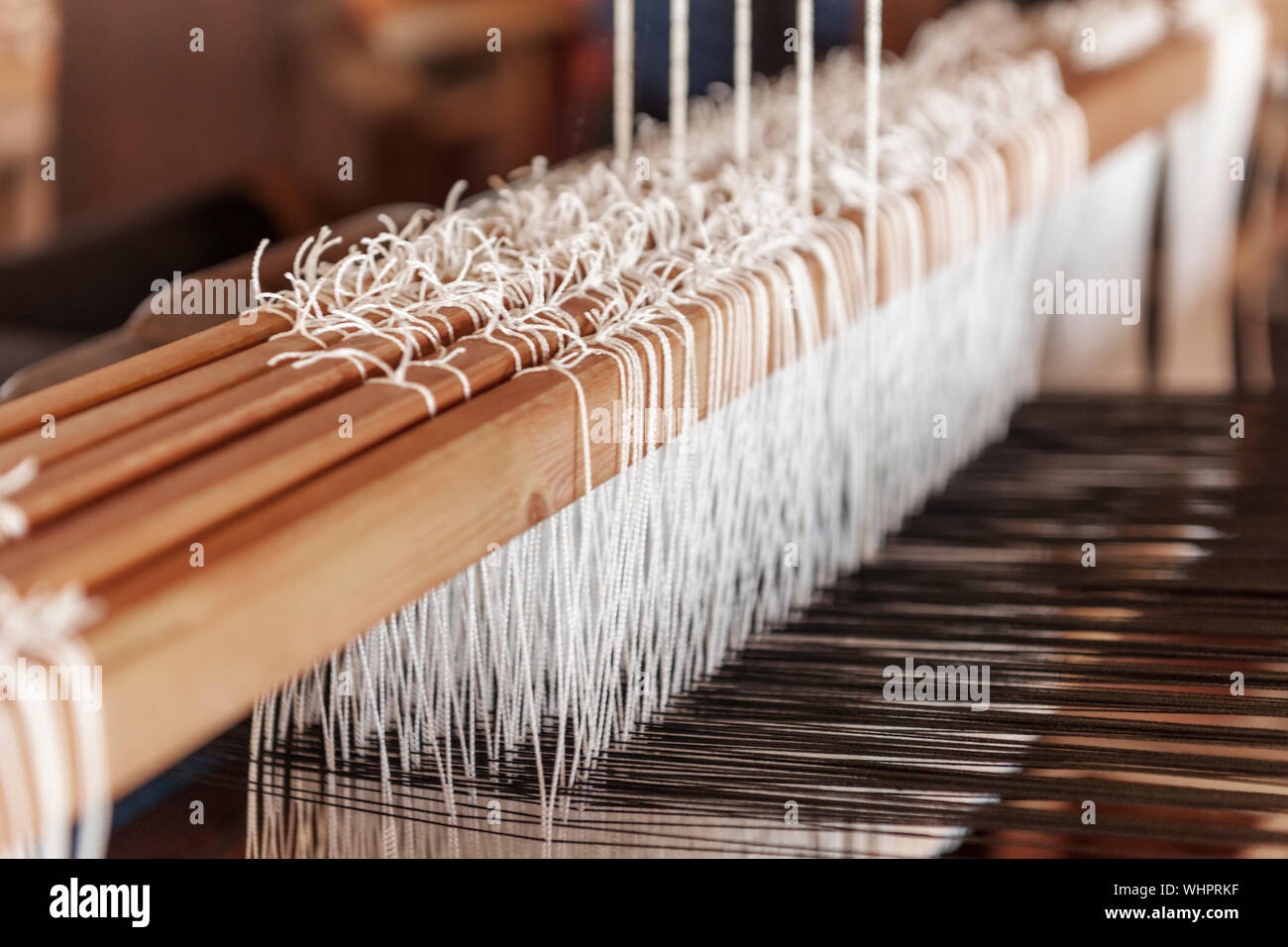 Weaving construction hi-res stock photography and images - Alamy