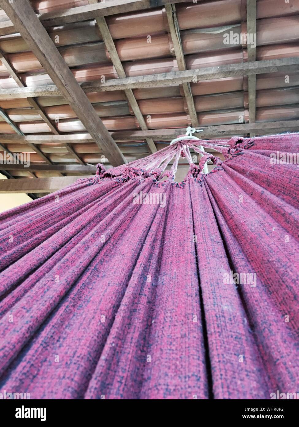 Fabric beam hi-res stock photography and images - Alamy