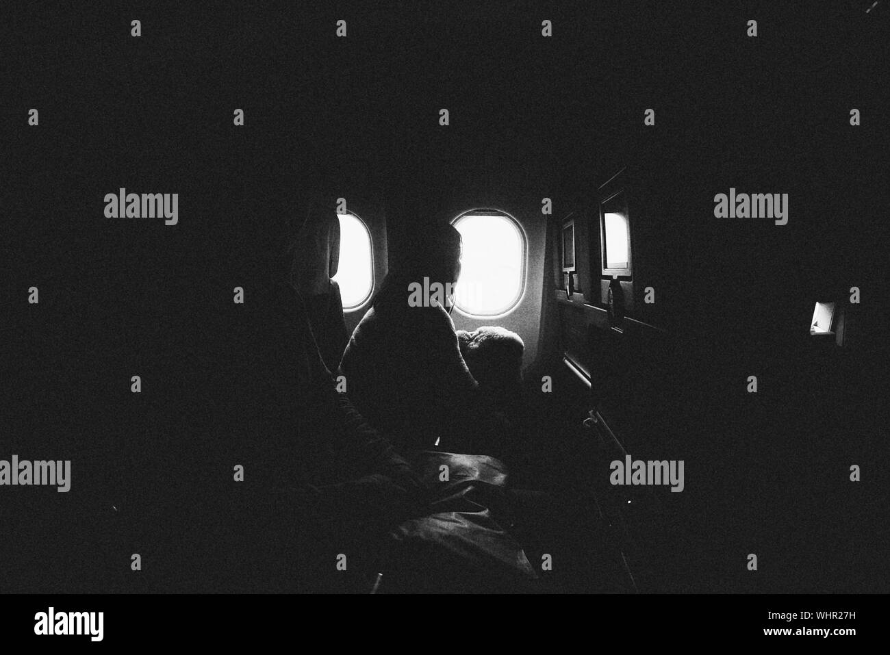 Air passenger window hi-res stock photography and images - Alamy