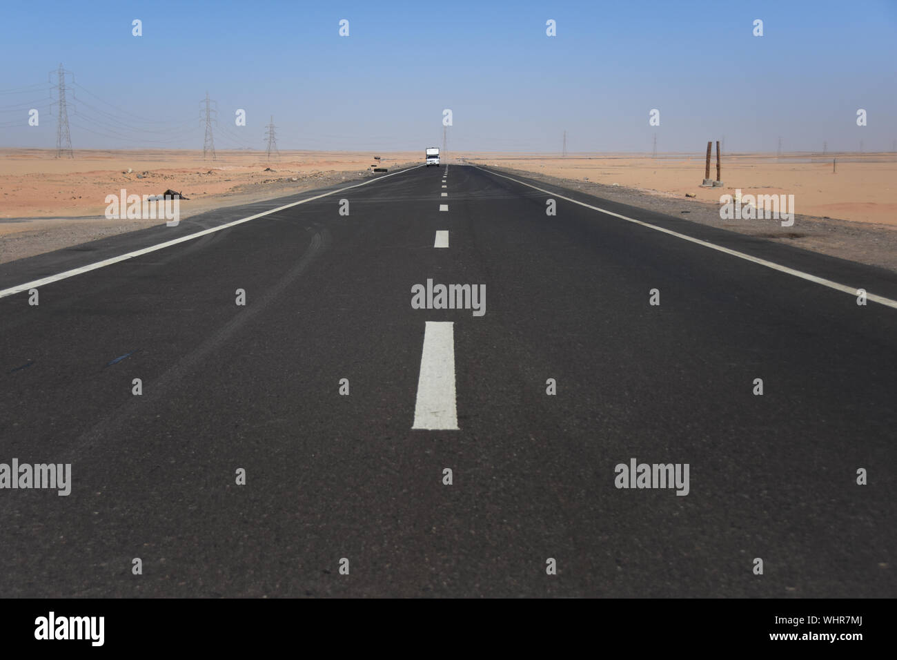 Truck desert road hi-res stock photography and images - Alamy