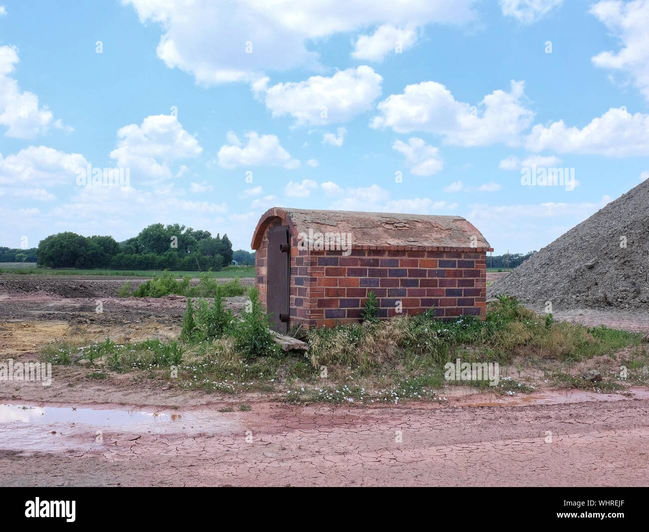 Old kiln hi-res stock photography and images - Alamy