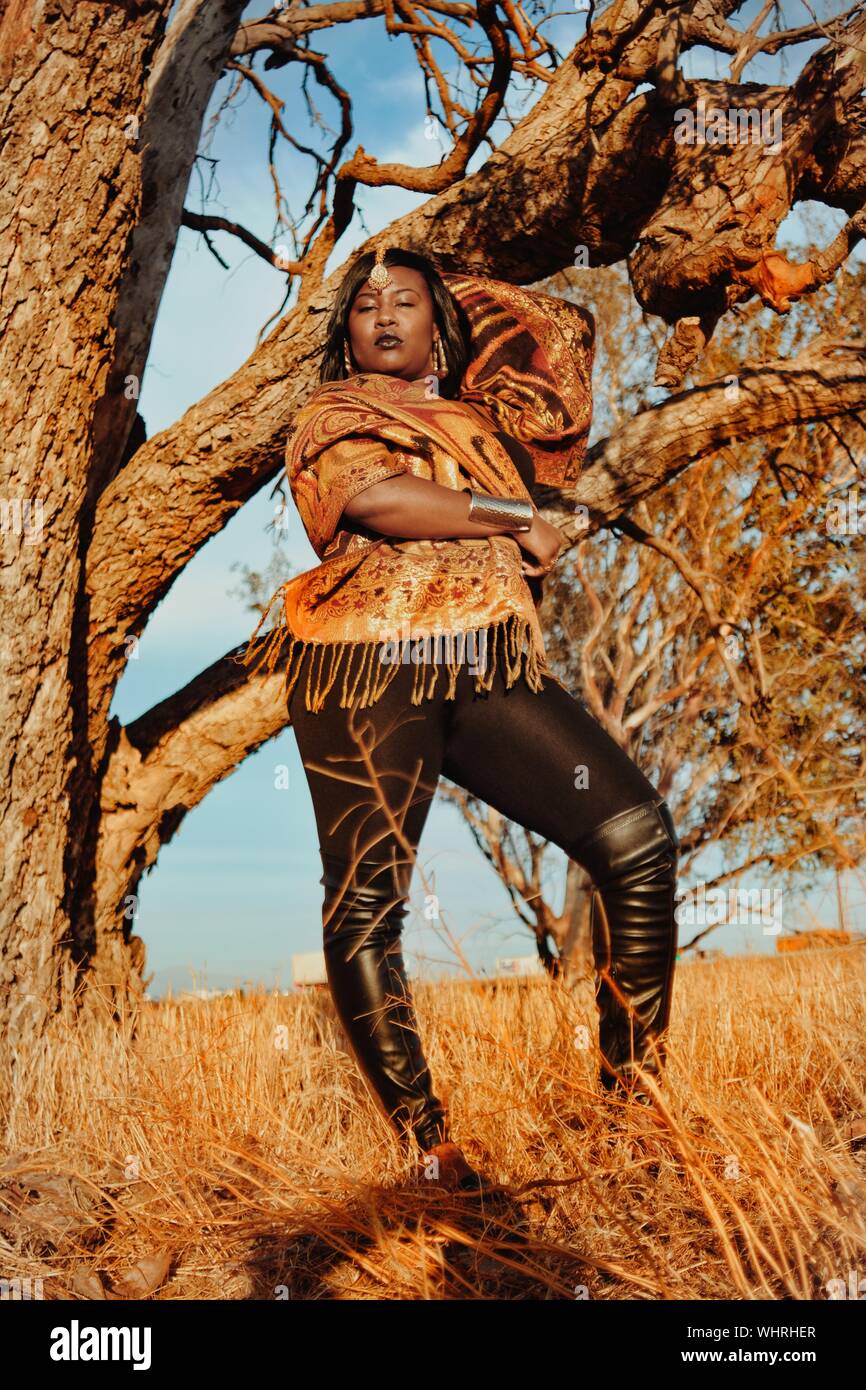 Traditional model hi-res stock photography and images - Alamy