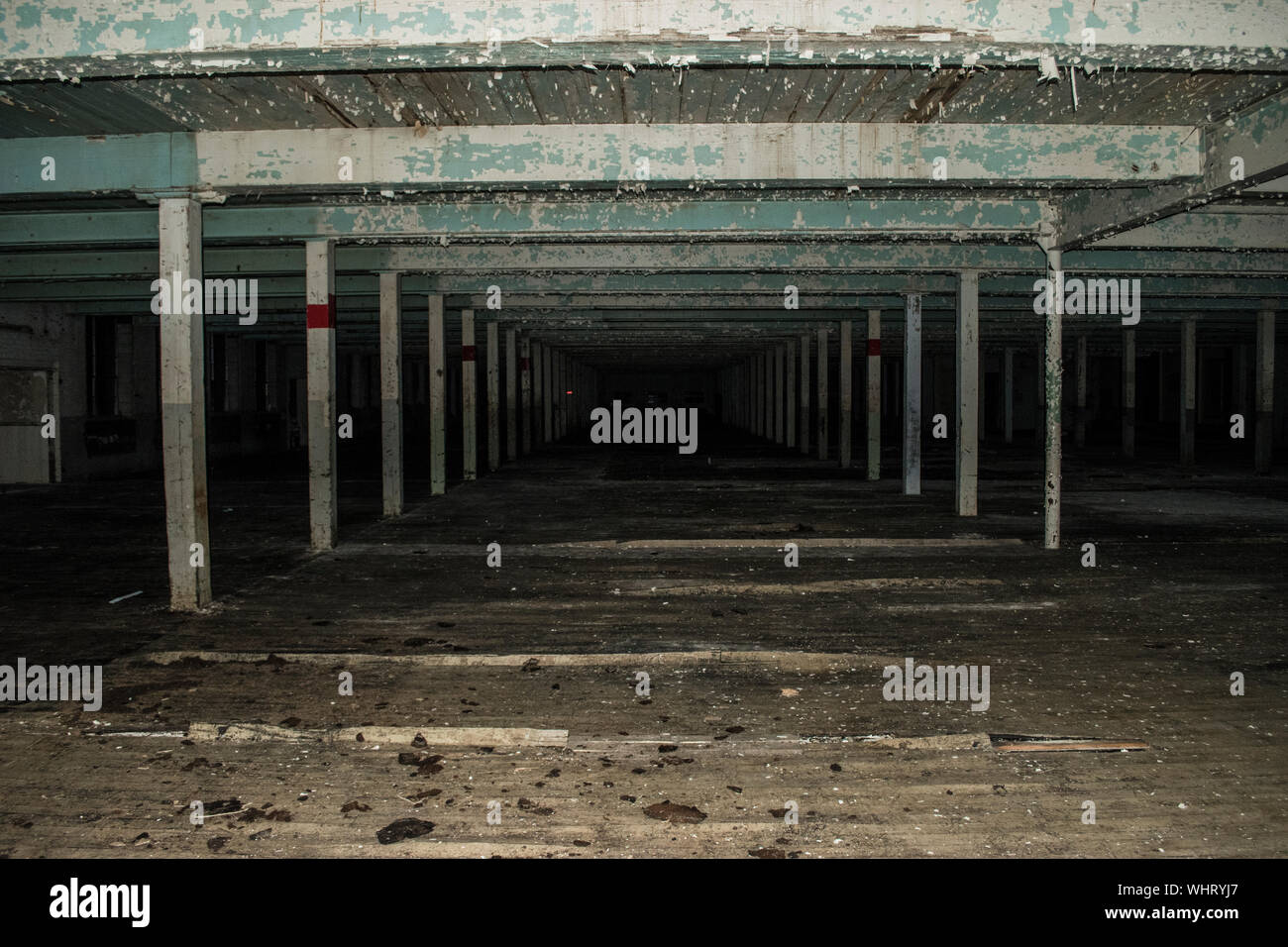 Empty Basement High Resolution Stock Photography and Images - Alamy