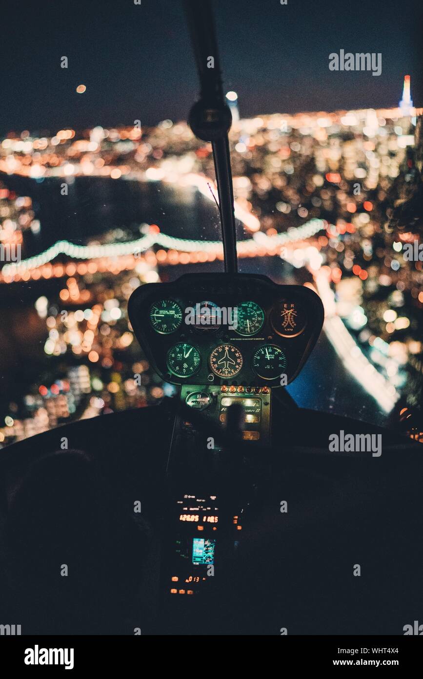 Helicopter cockpit hi-res stock photography and images - Alamy