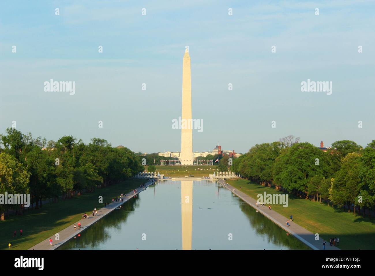 Washington monument aerial view hi-res stock photography and images - Alamy
