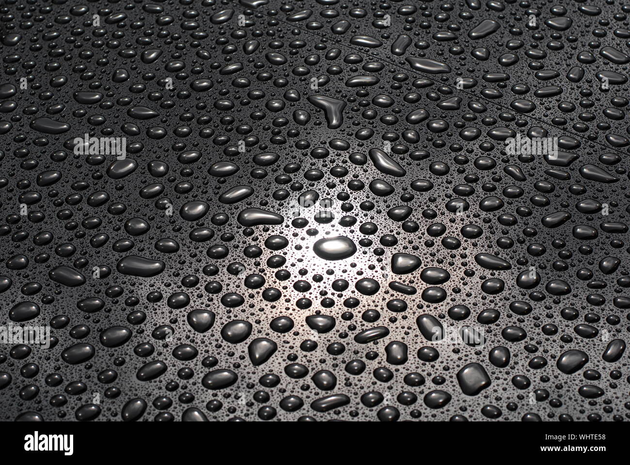Gray wet hi-res stock photography and images - Alamy