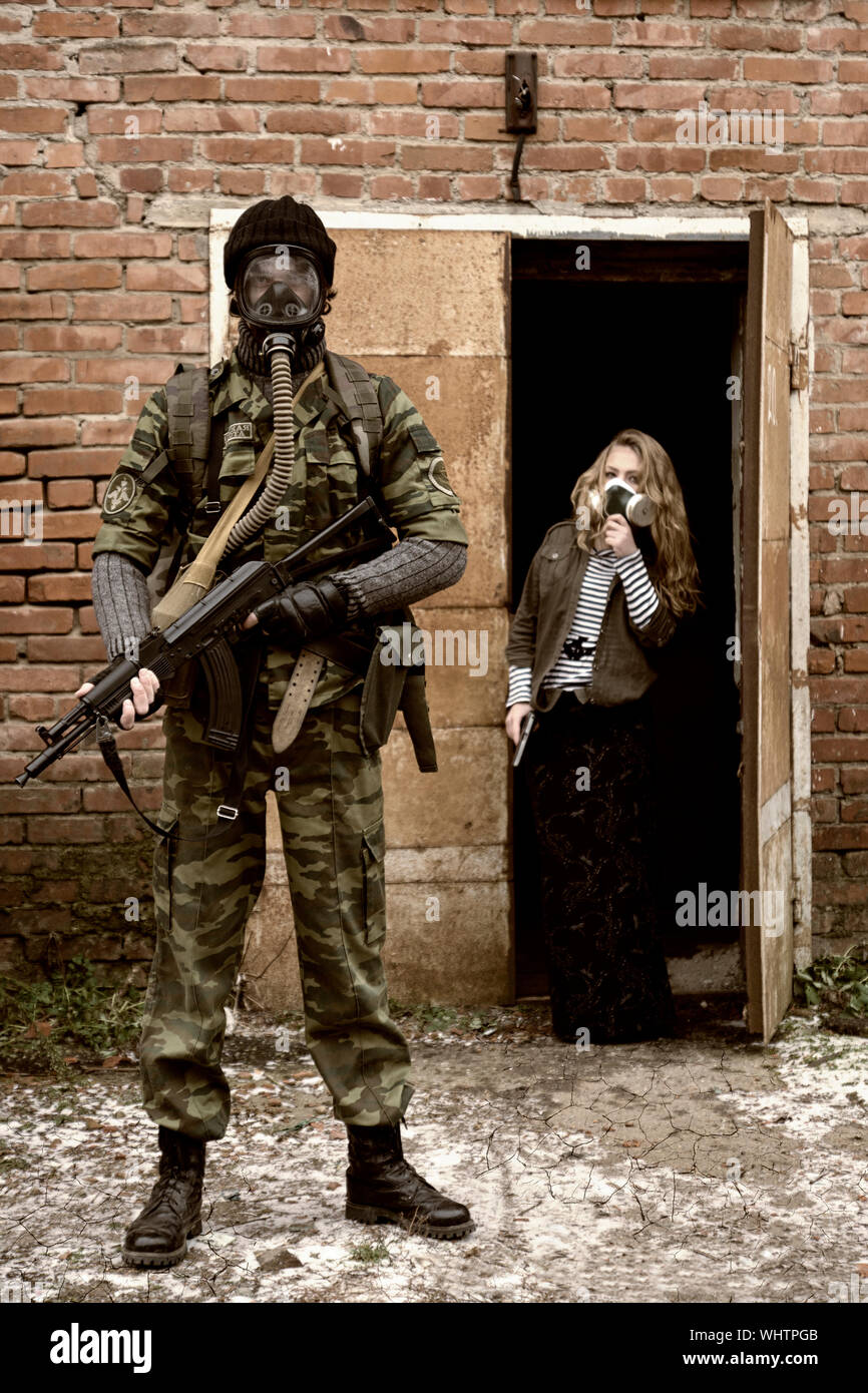 Uniform standing built structure army soldier hi-res stock photography ...