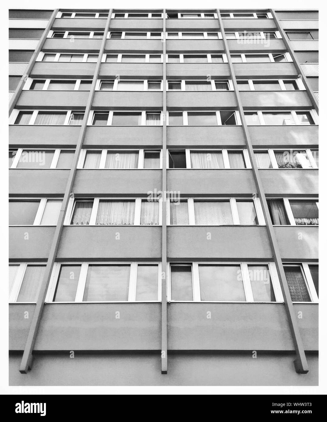 Full office building exterior view Cut Out Stock Images & Pictures - Alamy