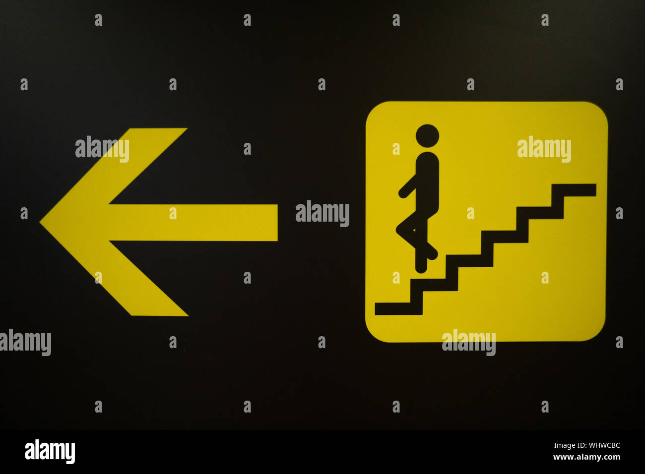 Yellow and black steps hi-res stock photography and images - Alamy