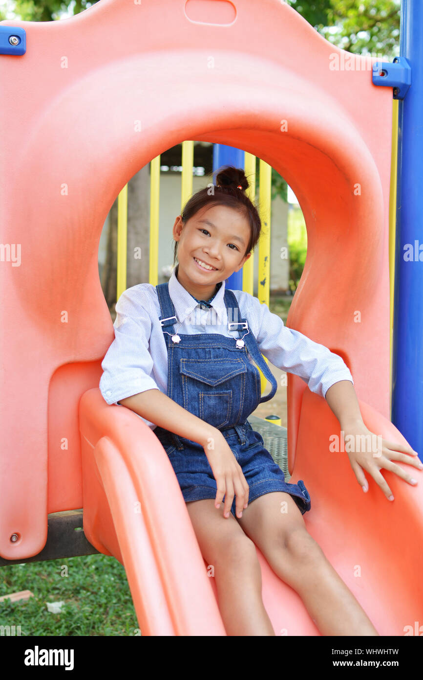 Childhood play playing slide hi-res stock photography and images - Alamy