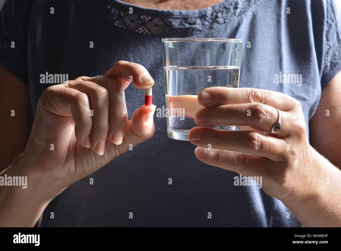 Glass capsule hi-res stock photography and images - Alamy