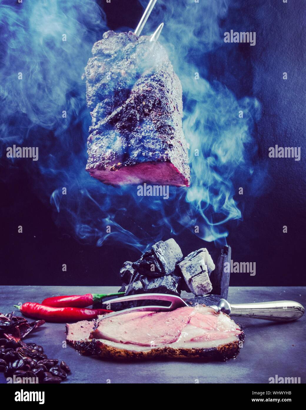 Smoke and meat hi-res stock photography and images - Alamy