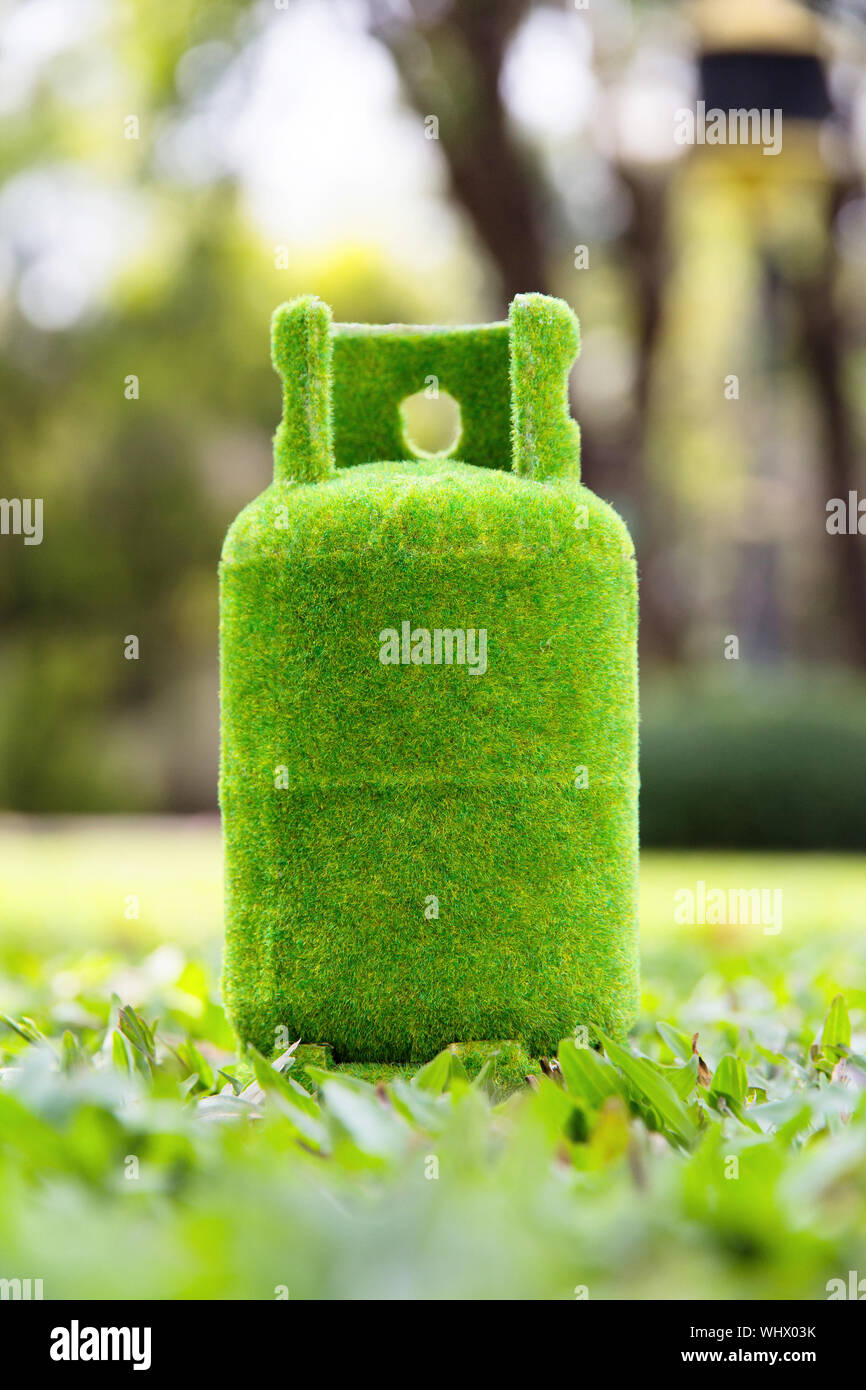 Green gas cylinder hi-res stock photography and images - Alamy
