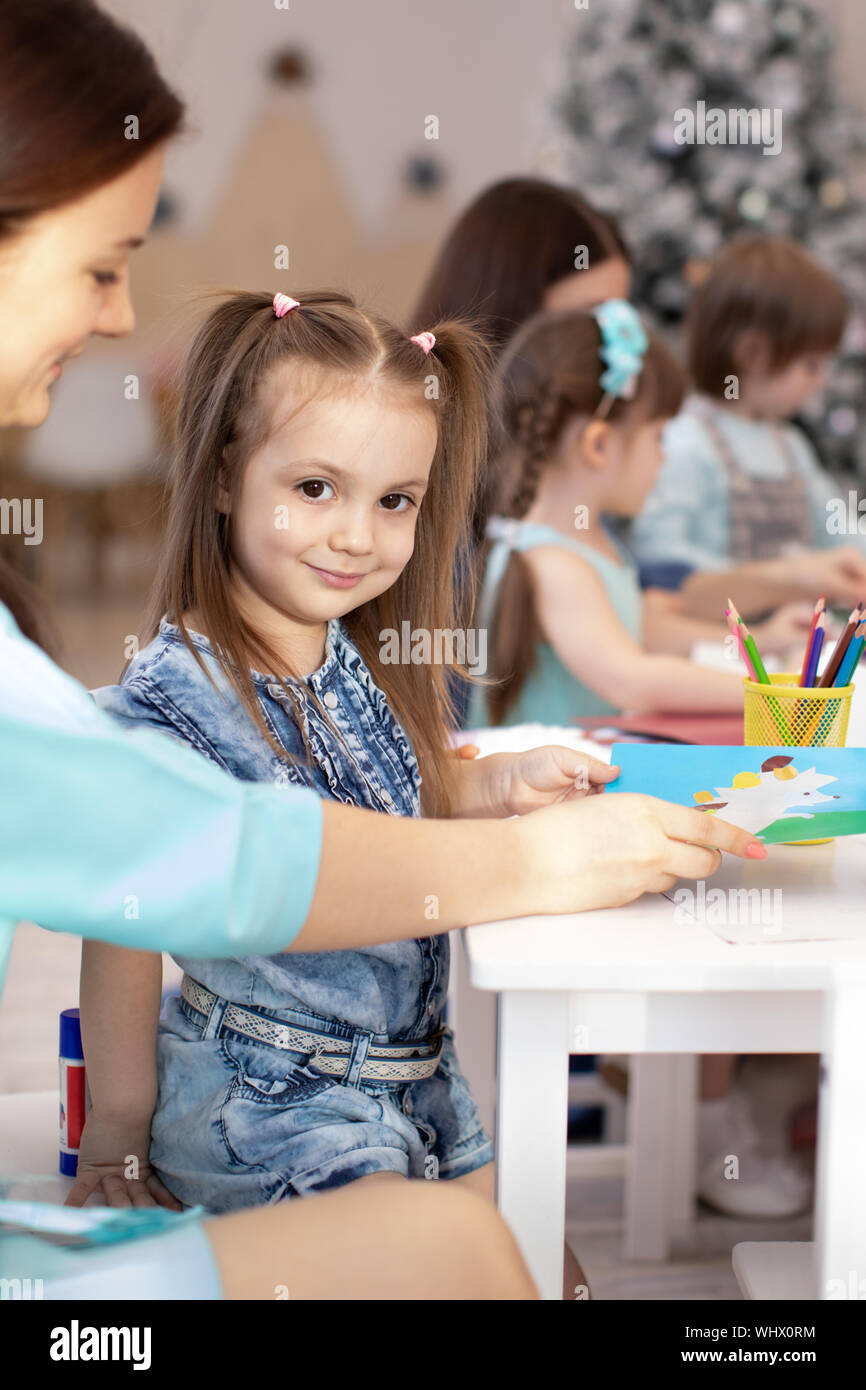 Kids learning new skill hi-res stock photography and images - Alamy