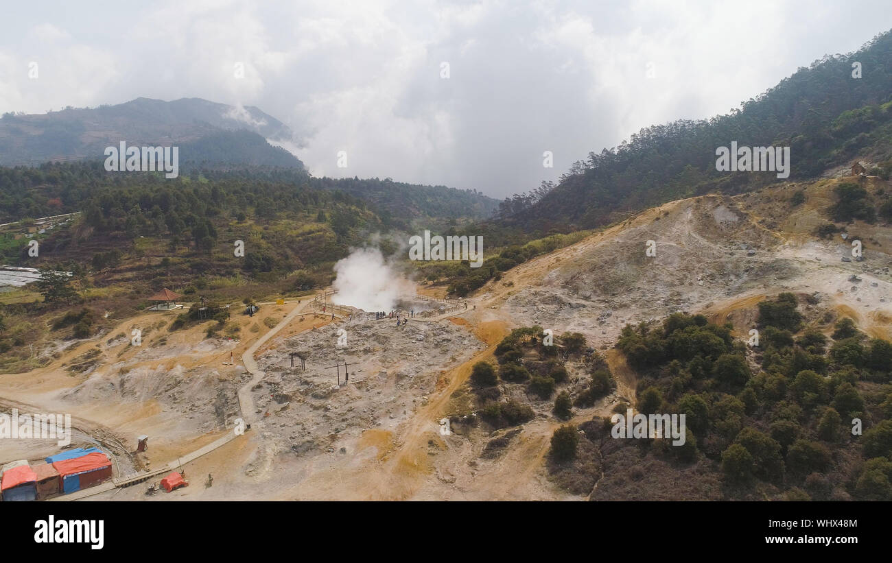Sikidang dieng crater hi-res stock photography and images - Alamy