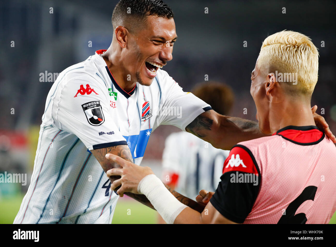 Kobe, Japan. 31st Aug, 2019. (L-R) Jay Bothroyd (Consadole), Takanori ...
