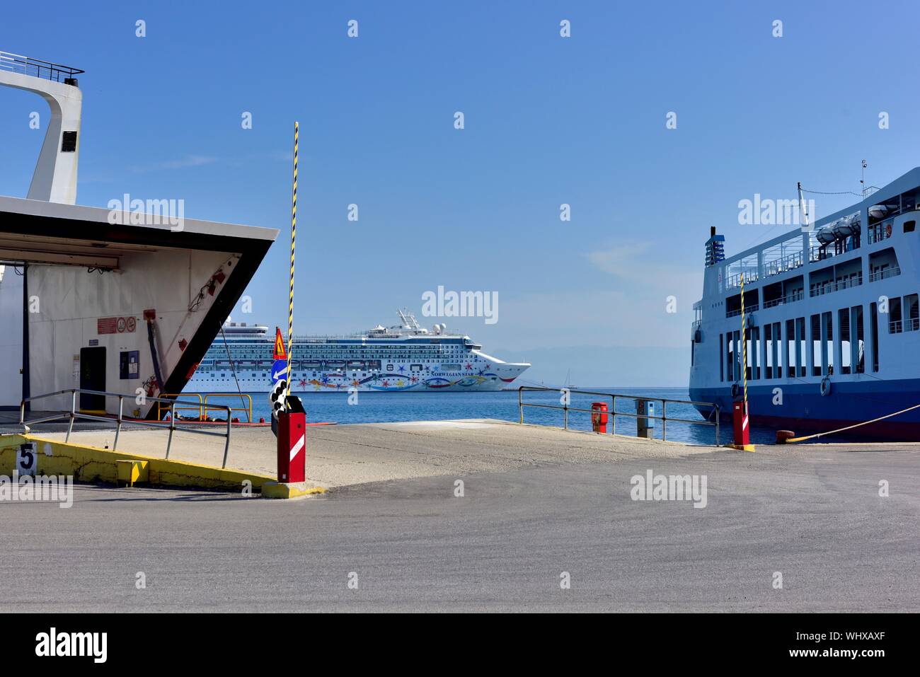 Corfu New Port,ferry,ferries,cruise ship,Corfu,Kerkyra,Kerkira,Greece ...