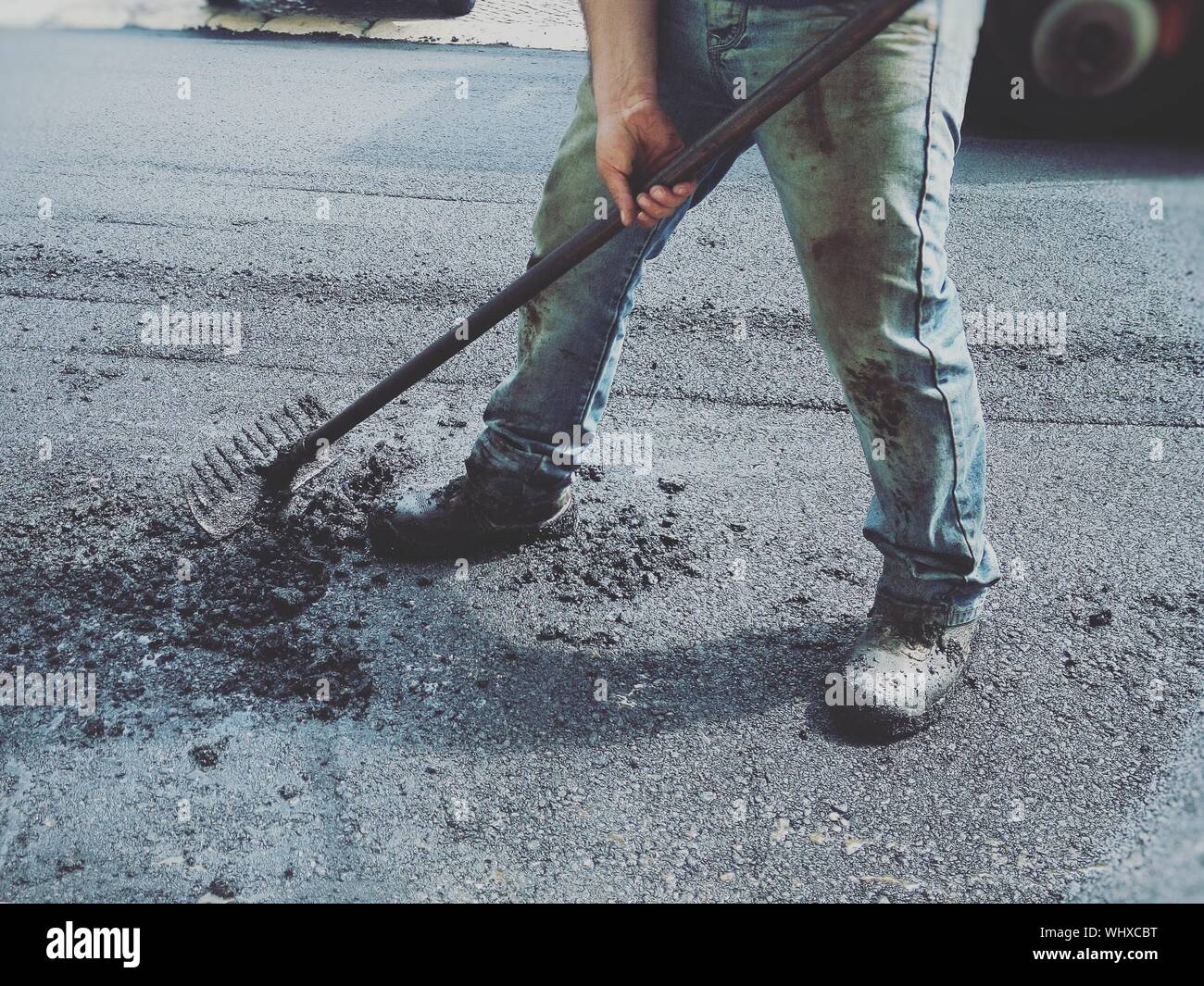 Working on road hi-res stock photography and images - Alamy