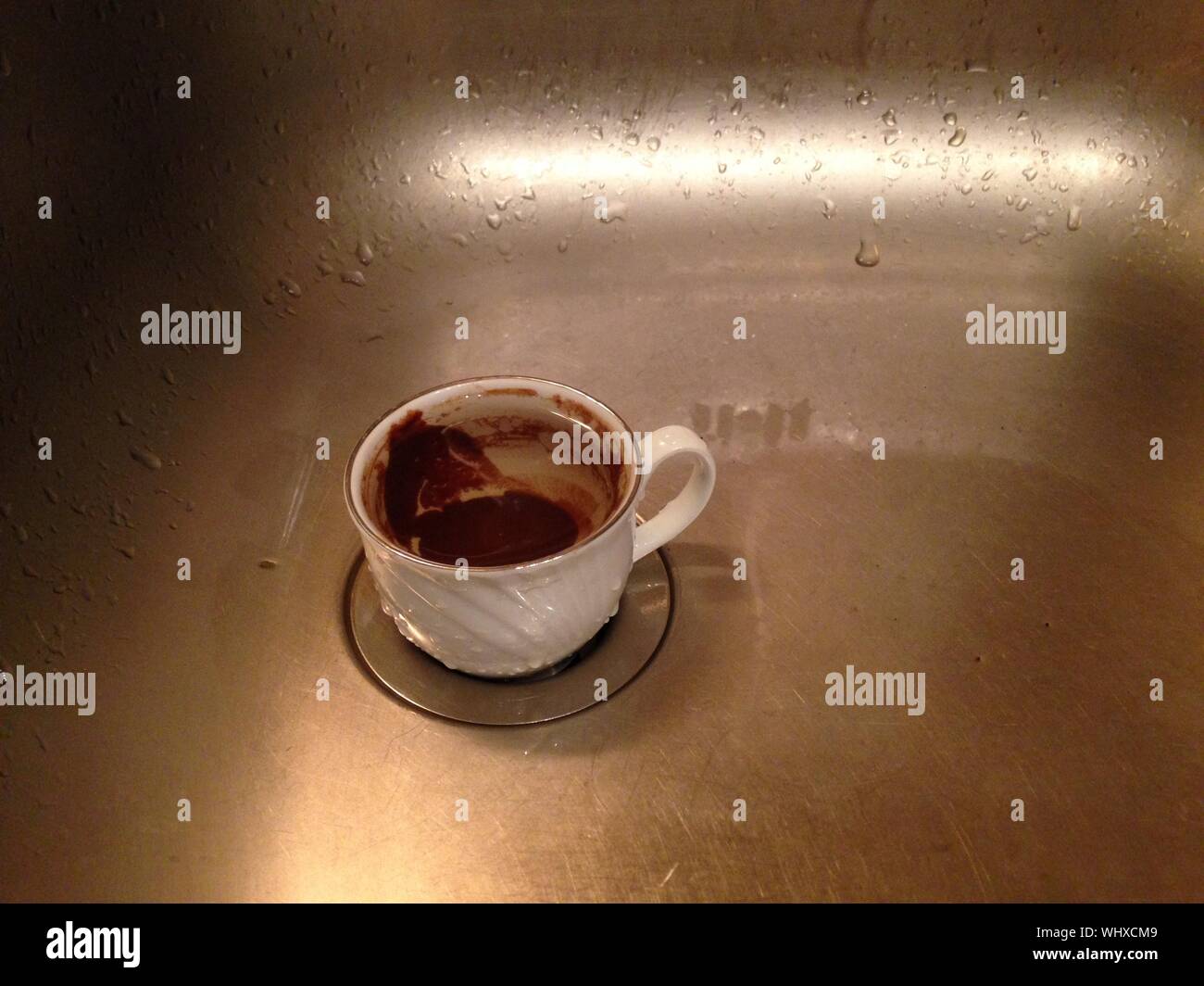 Close up of empty coffee cup hi-res stock photography and images - Alamy