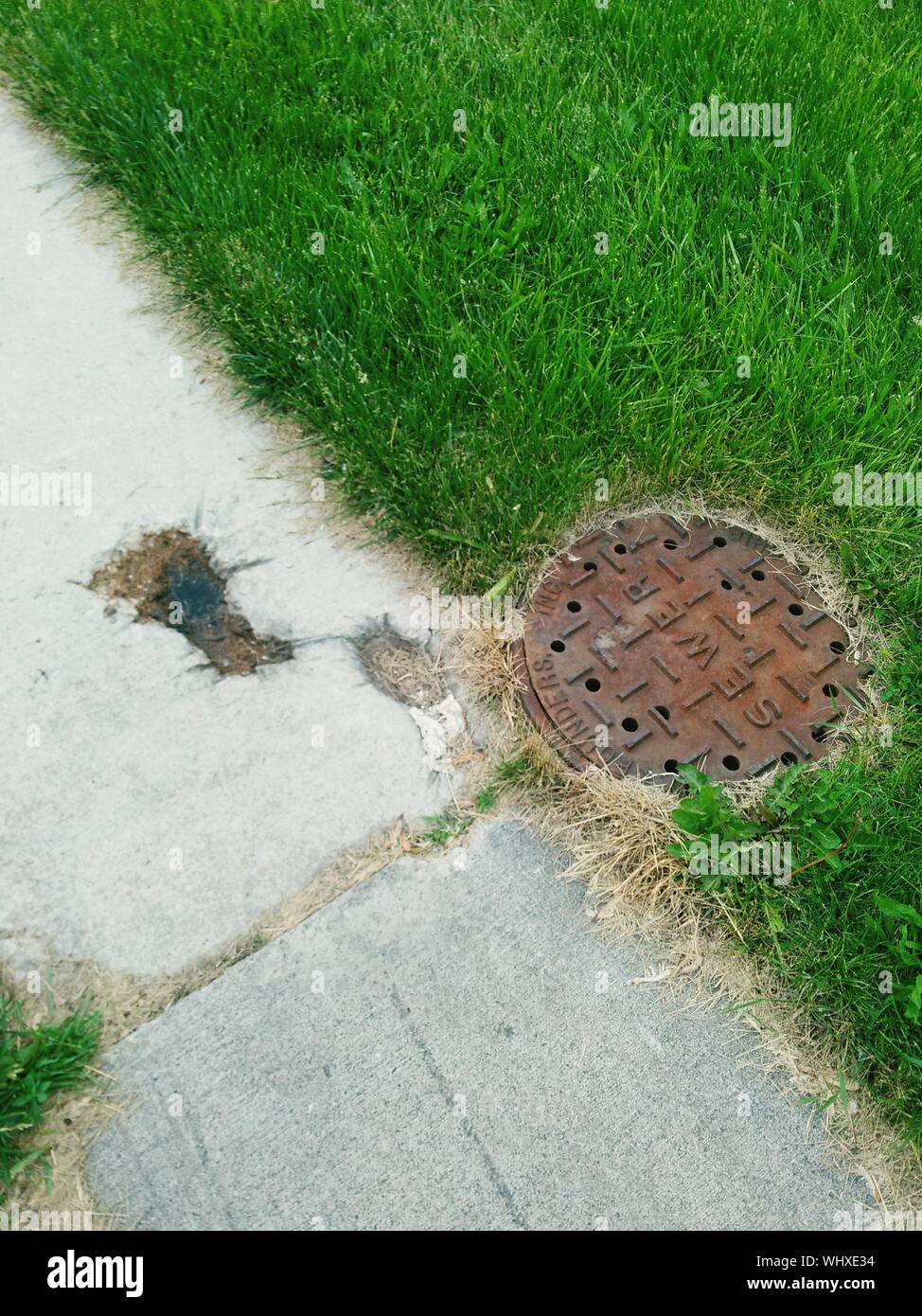 Manhole In View High Resolution Stock Photography and Images - Alamy