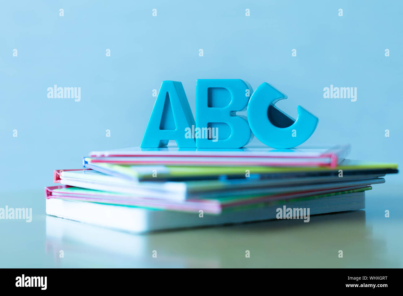 Phonics letters hi-res stock photography and images - Alamy
