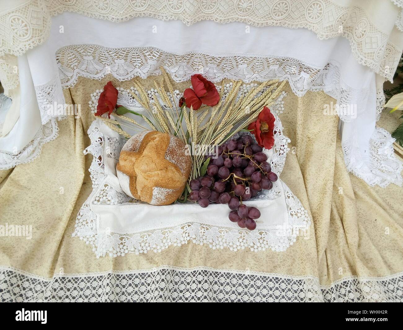 Altar offerings hi-res stock photography and images - Alamy