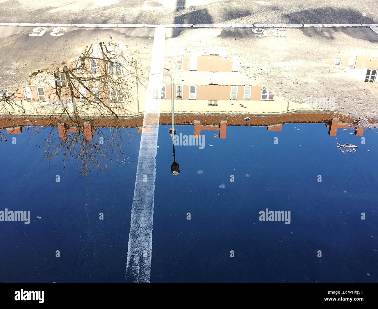 Blue puddle hi-res stock photography and images - Alamy