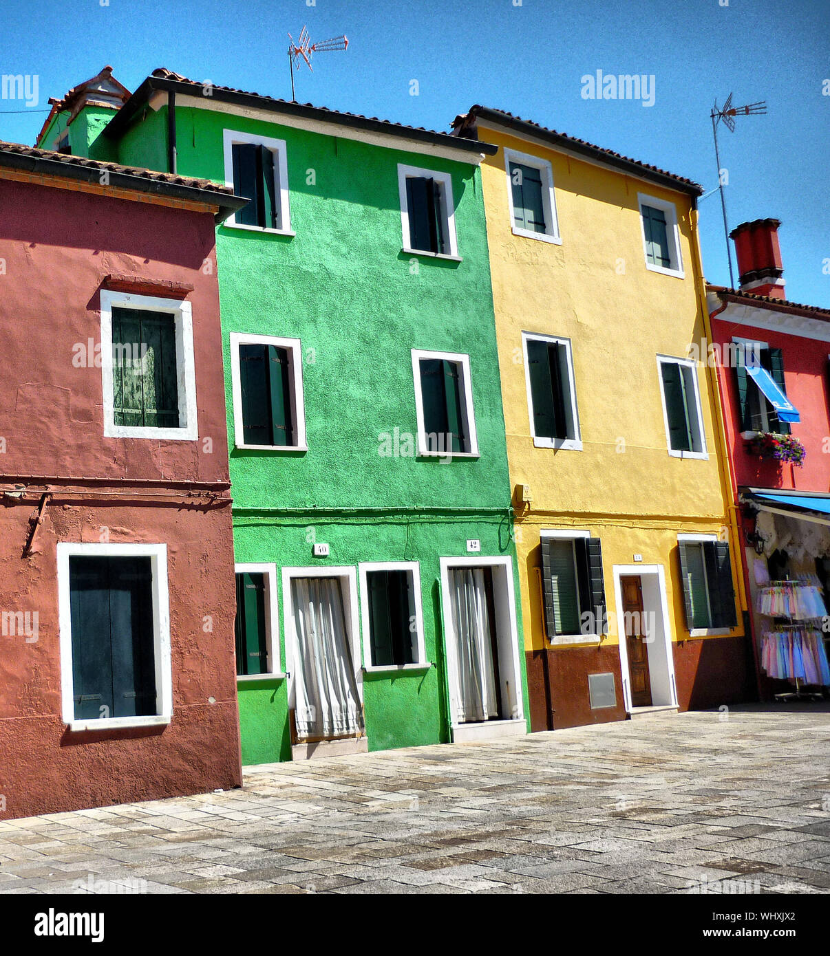 Colorful town buildings hi-res stock photography and images - Alamy