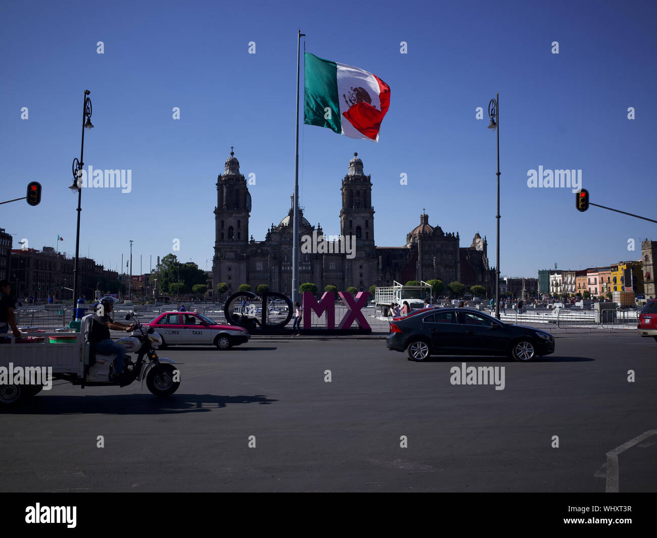 Mexico city square centre Stock Photo - Alamy
