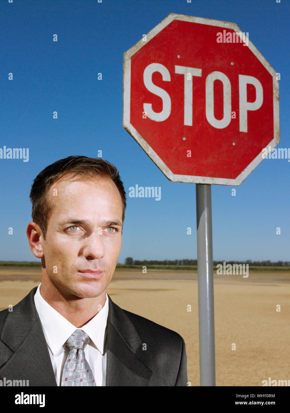 Stop sign next desert hi-res stock photography and images - Alamy
