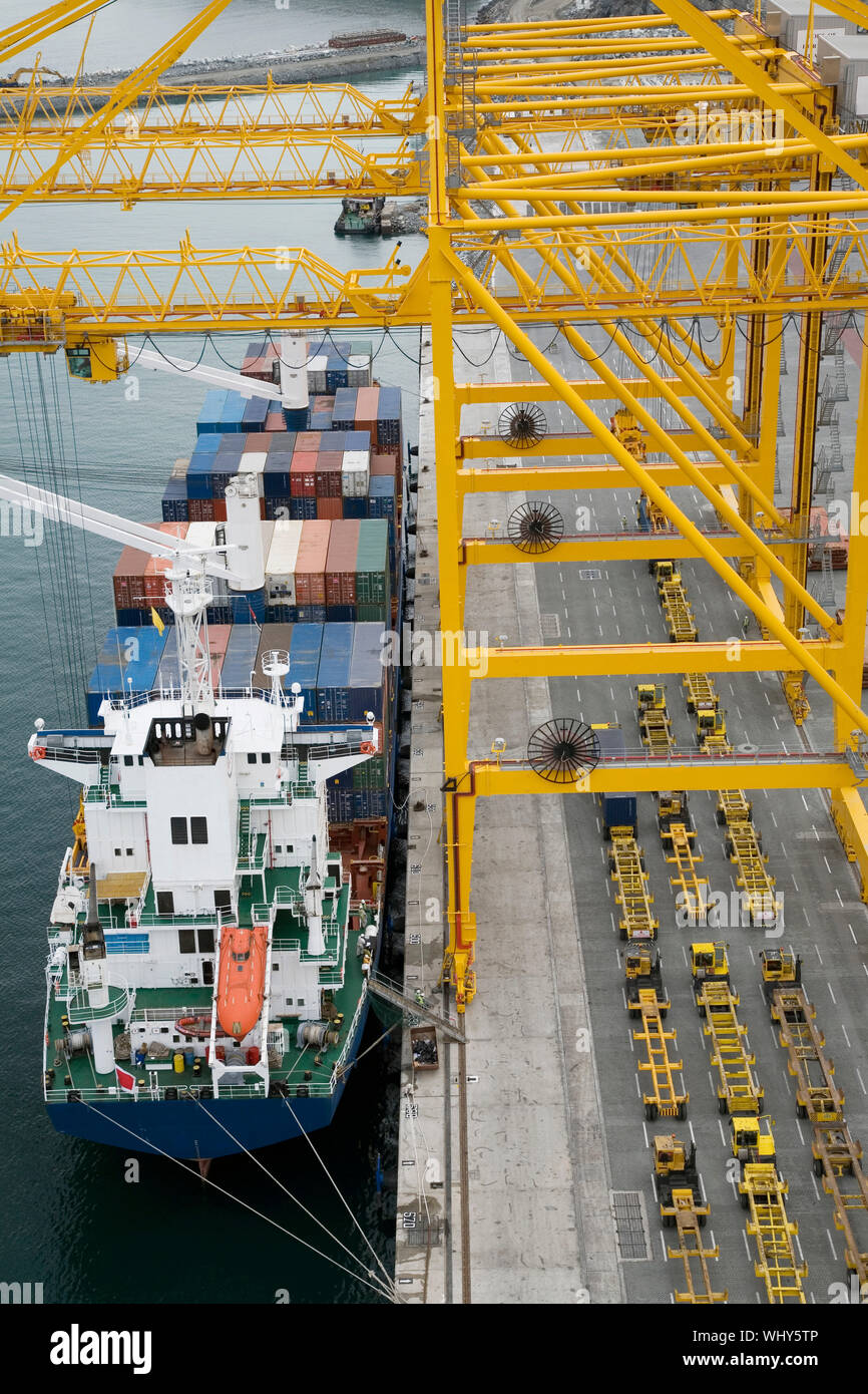 Container ship in docks elevated view Stock Photo - Alamy