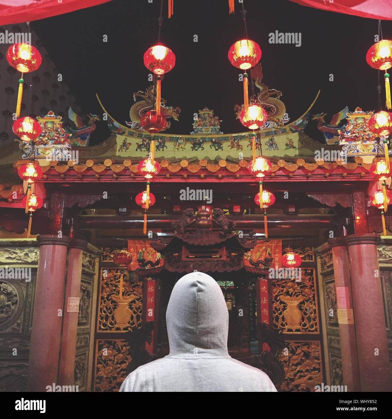 Man in temple hi-res stock photography and images - Alamy