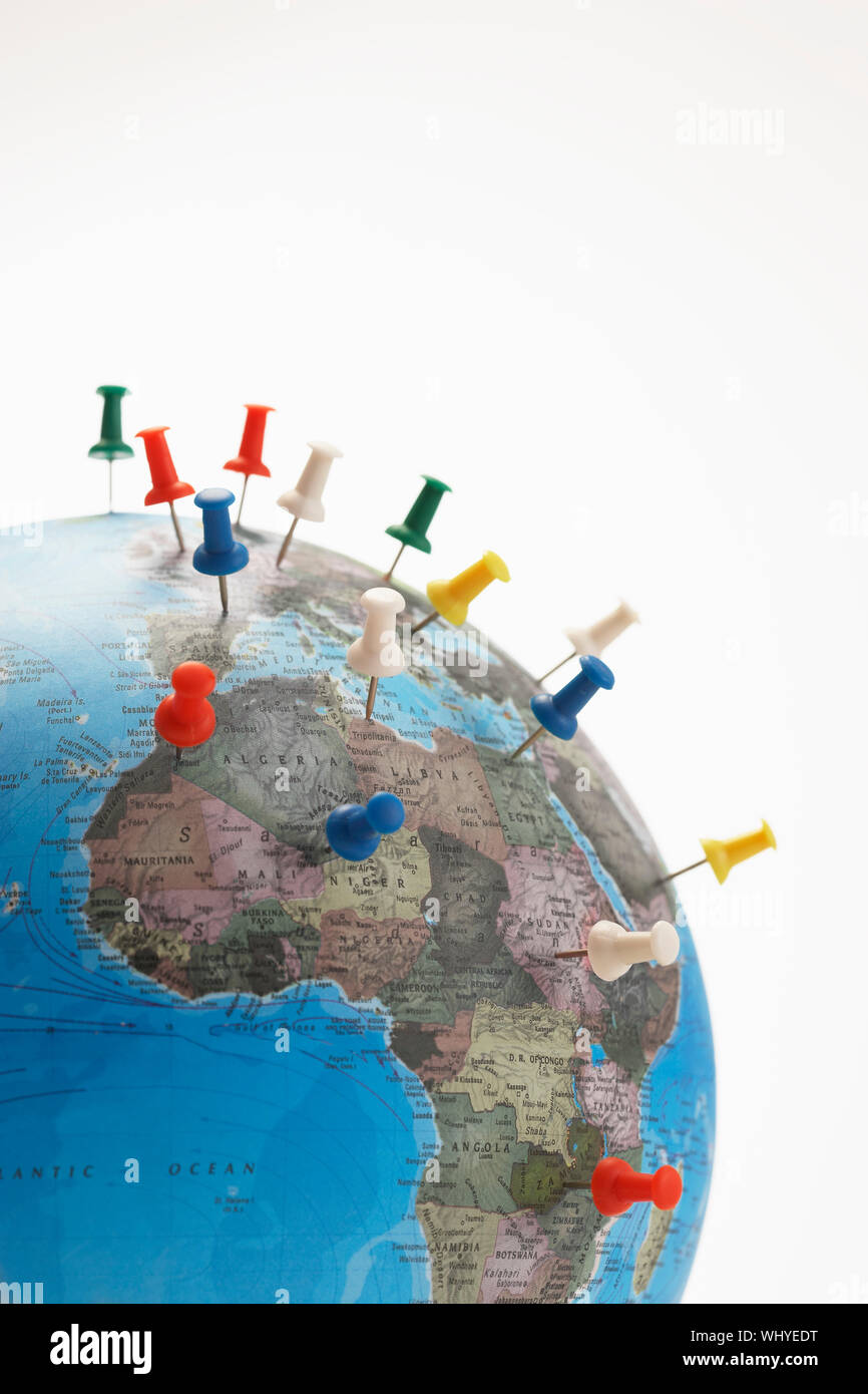 Push pin in map close hi-res stock photography and images - Alamy