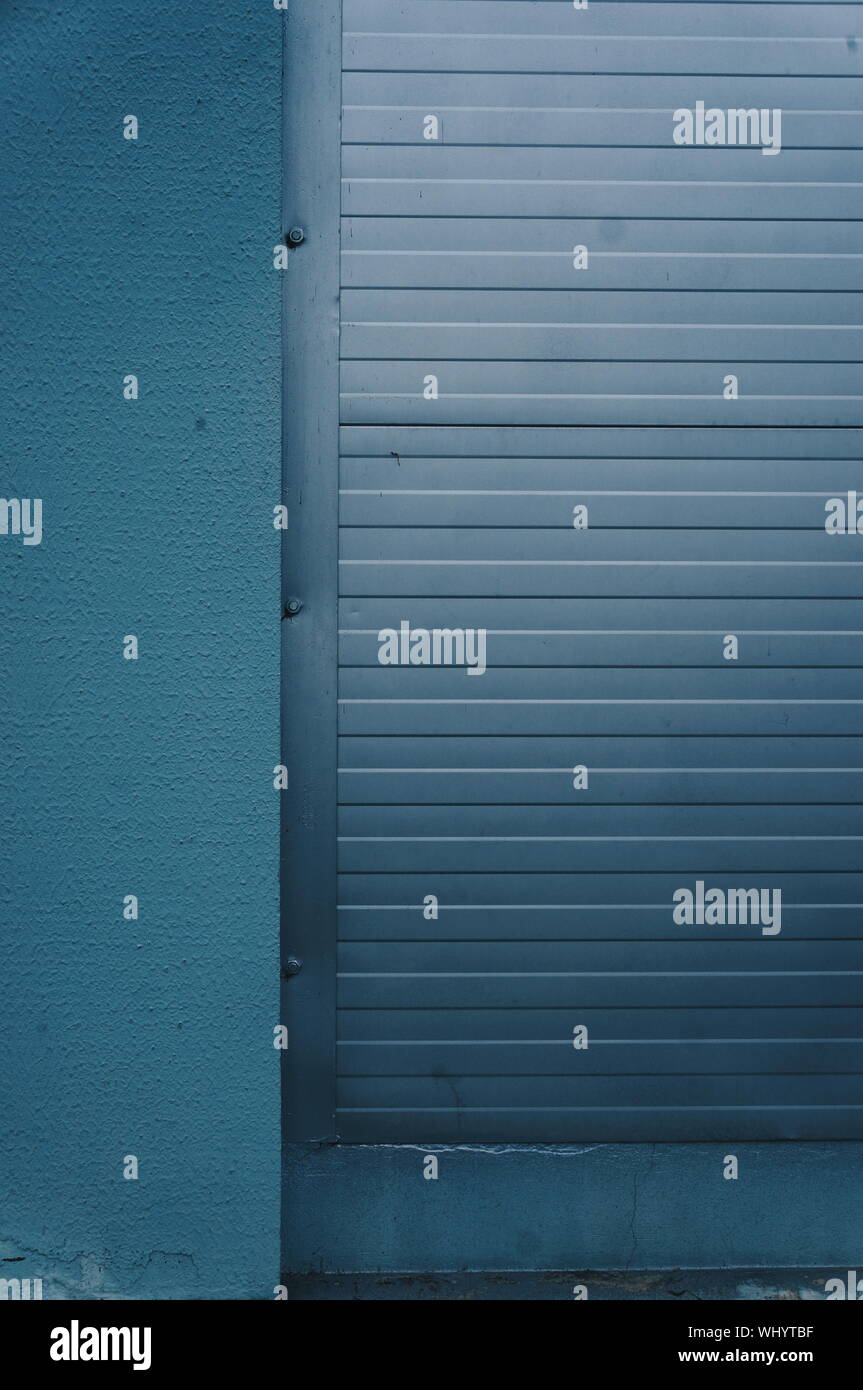 Shutter door pattern hi-res stock photography and images - Alamy