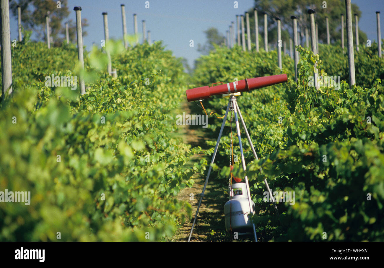 Deterring hi-res stock photography and images - Alamy