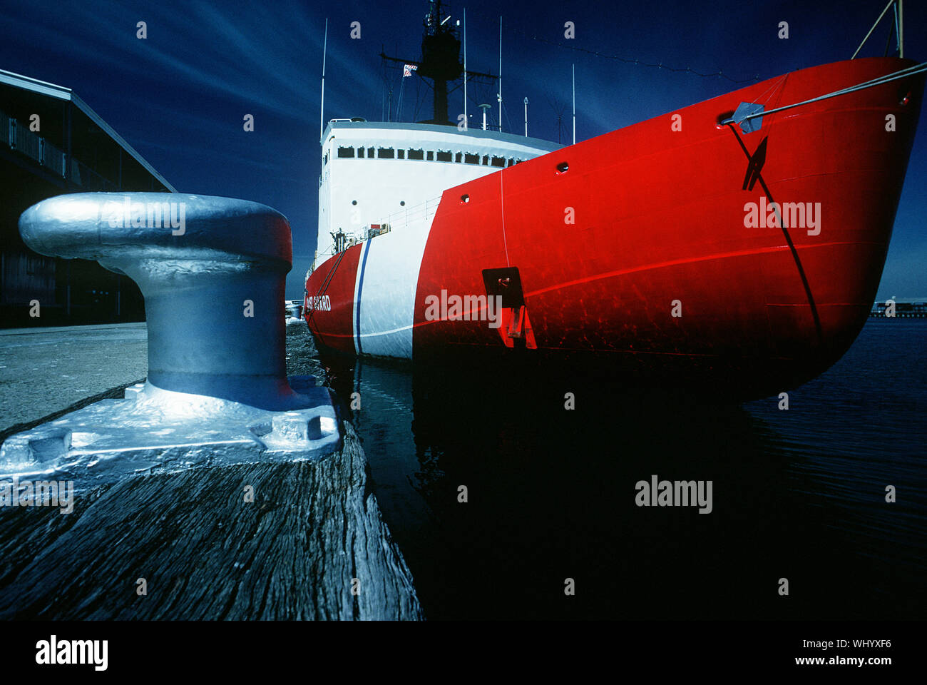Melbourne docks ship hi-res stock photography and images - Alamy