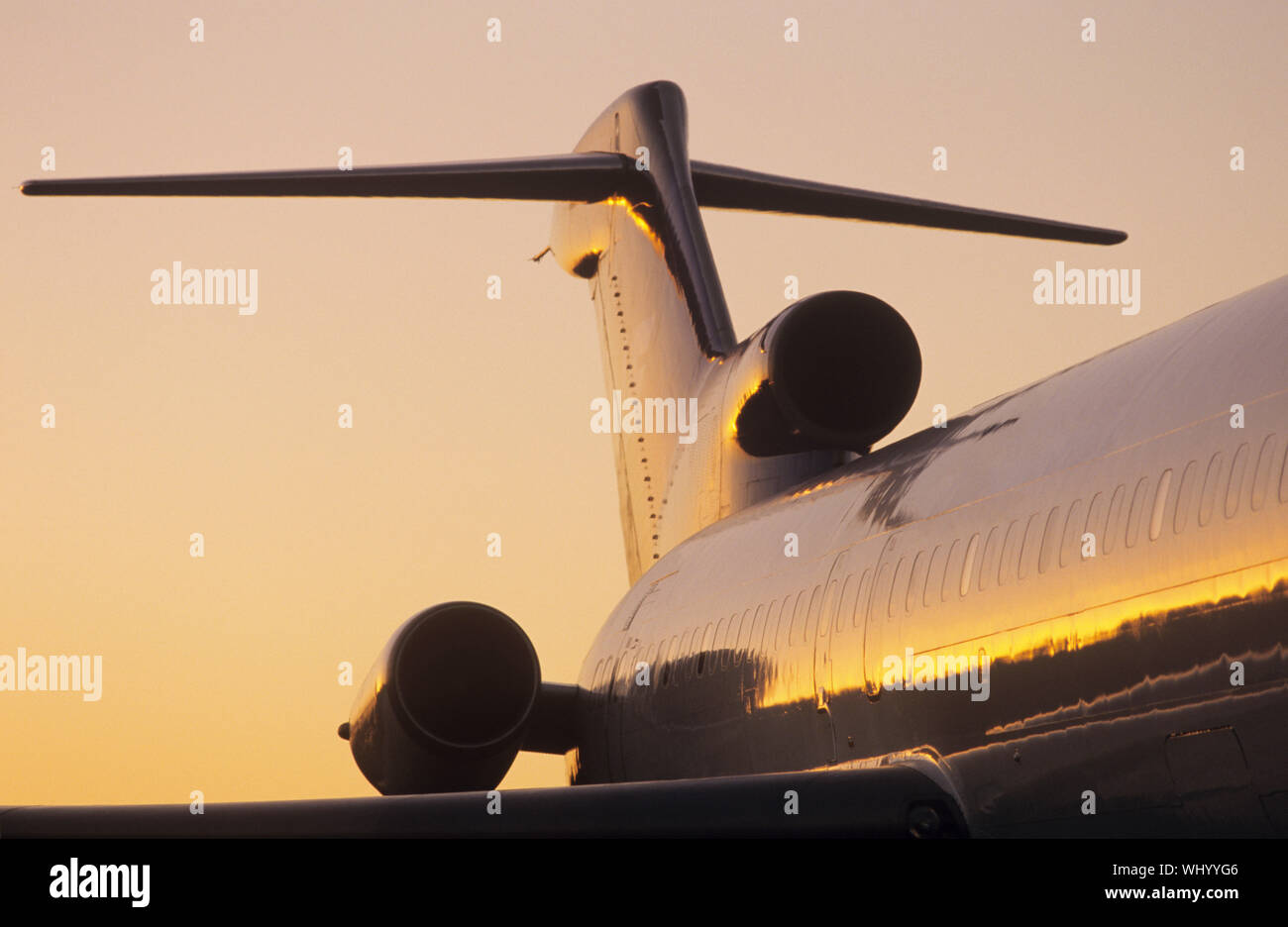 Boeing 727 rear hi-res stock photography and images - Alamy