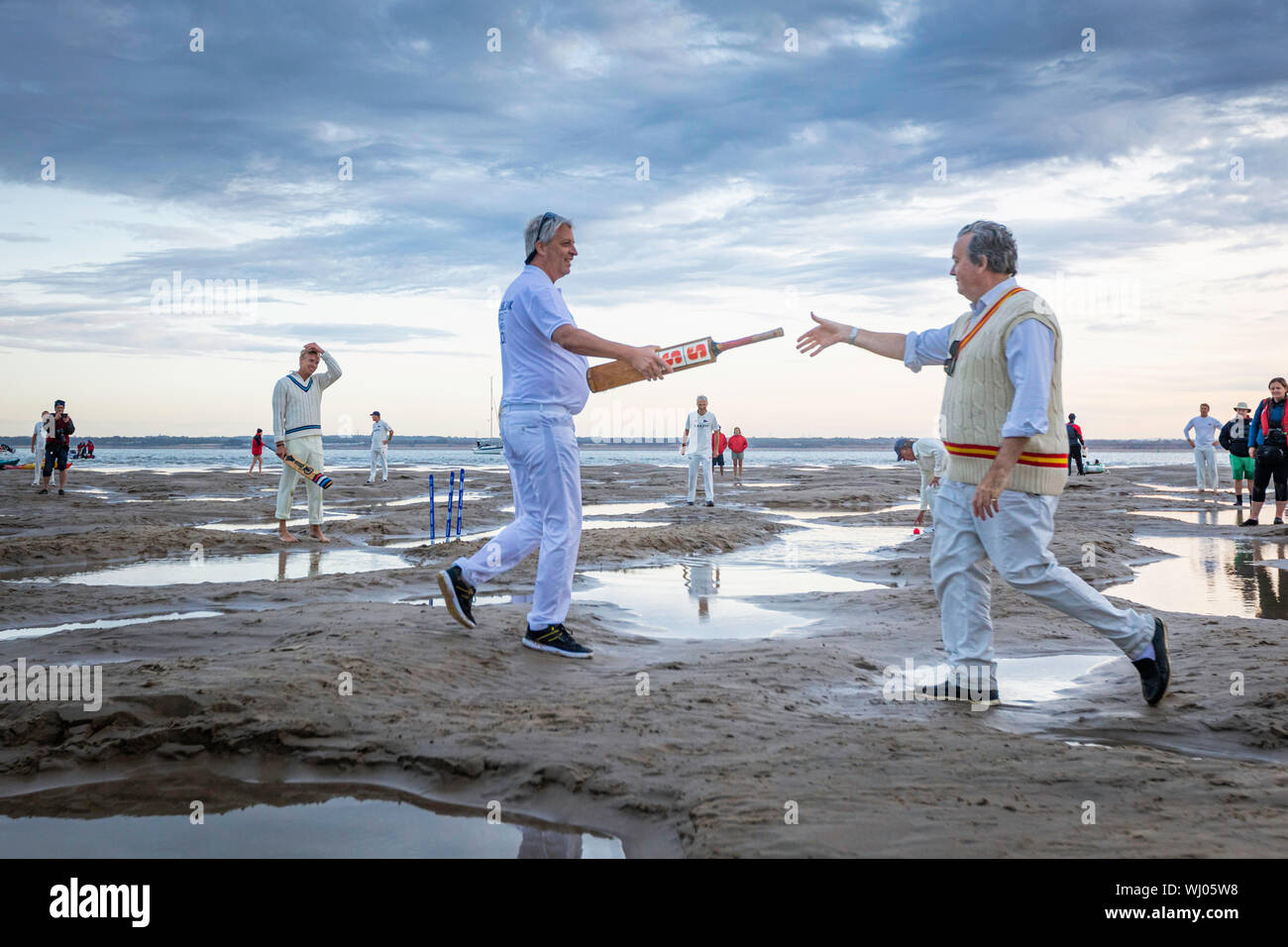 Members of the Royal Southern Yacht Club and the Island Sailing Club ...